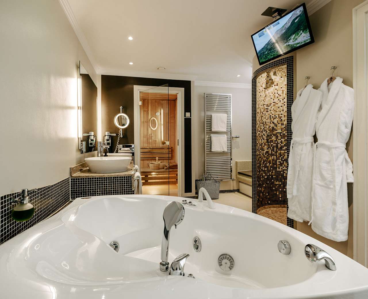 Hotel Mit Sauna Und Whirlpool Im Zimmer Nrw